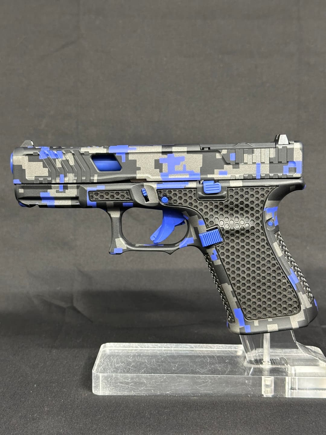 Glock G19 Blue Digi Cam - Weapon DNA