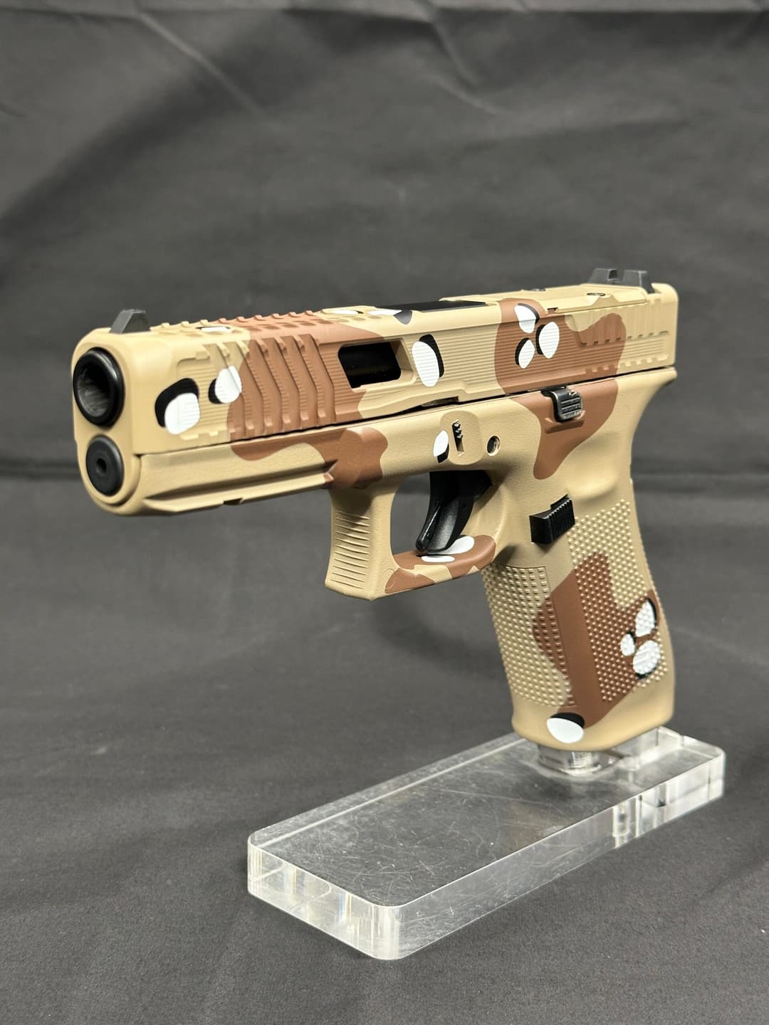 GLOCK G17 CHOCOLATE CHIP CAMO - Weapon DNA