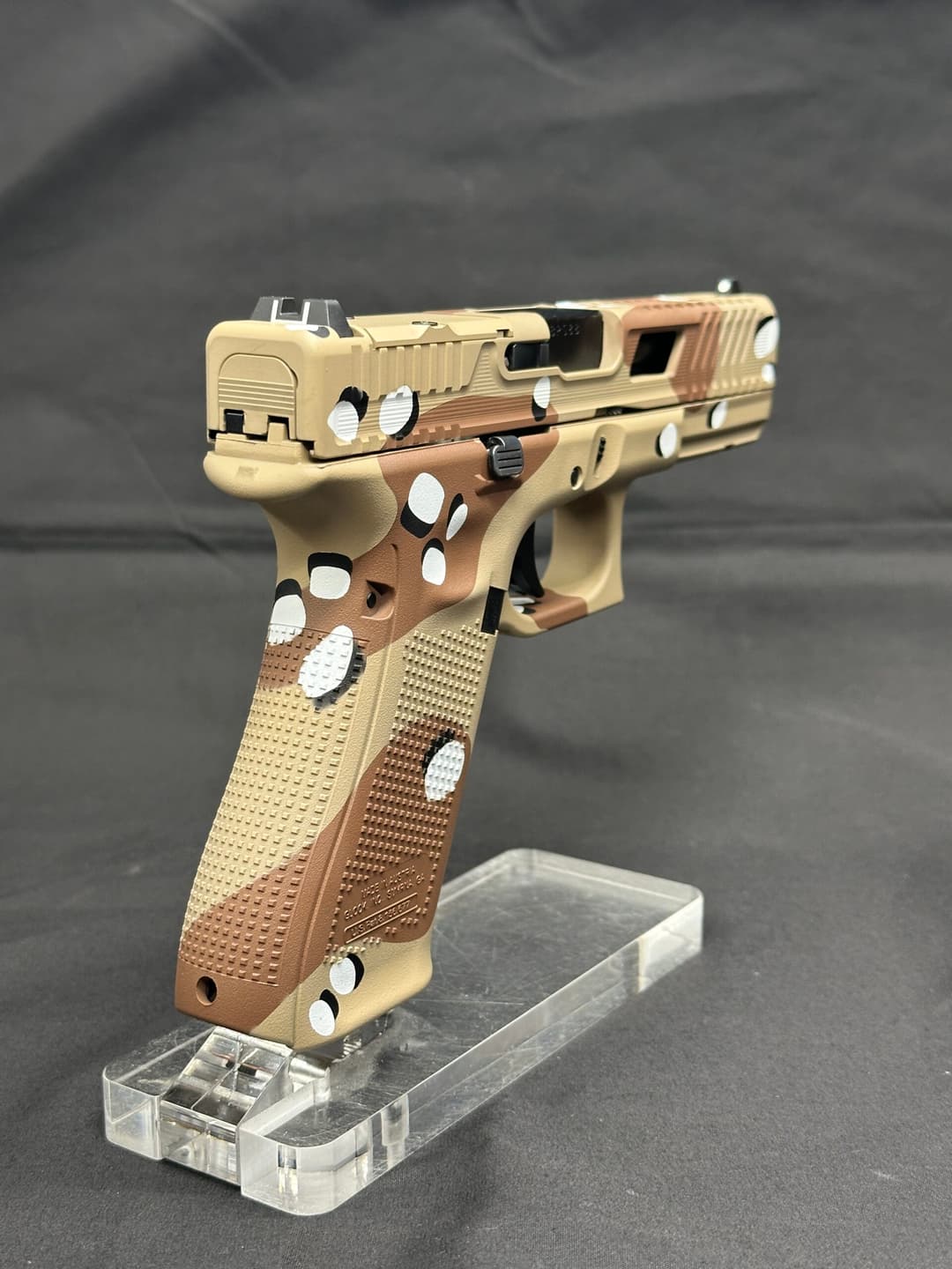 GLOCK G17 CHOCOLATE CHIP CAMO - Weapon DNA