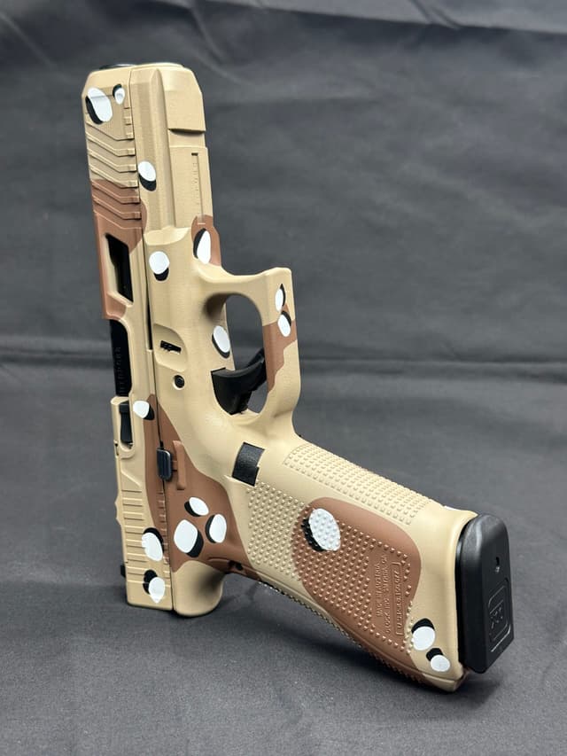 GLOCK G17 CHOCOLATE CHIP CAMO - Weapon DNA