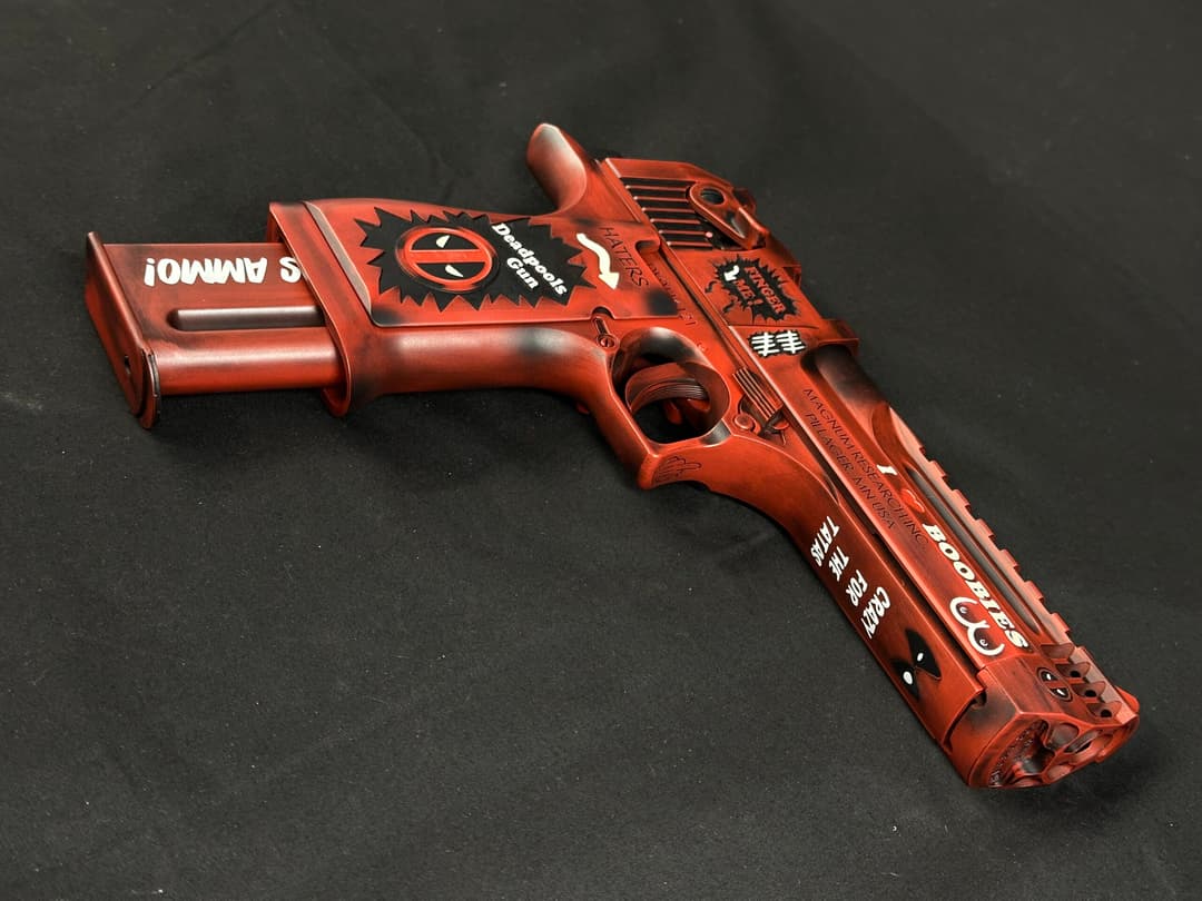 Deadpool Magnum Research Desert Eagle L5 - Single Action 44 Magnum ...