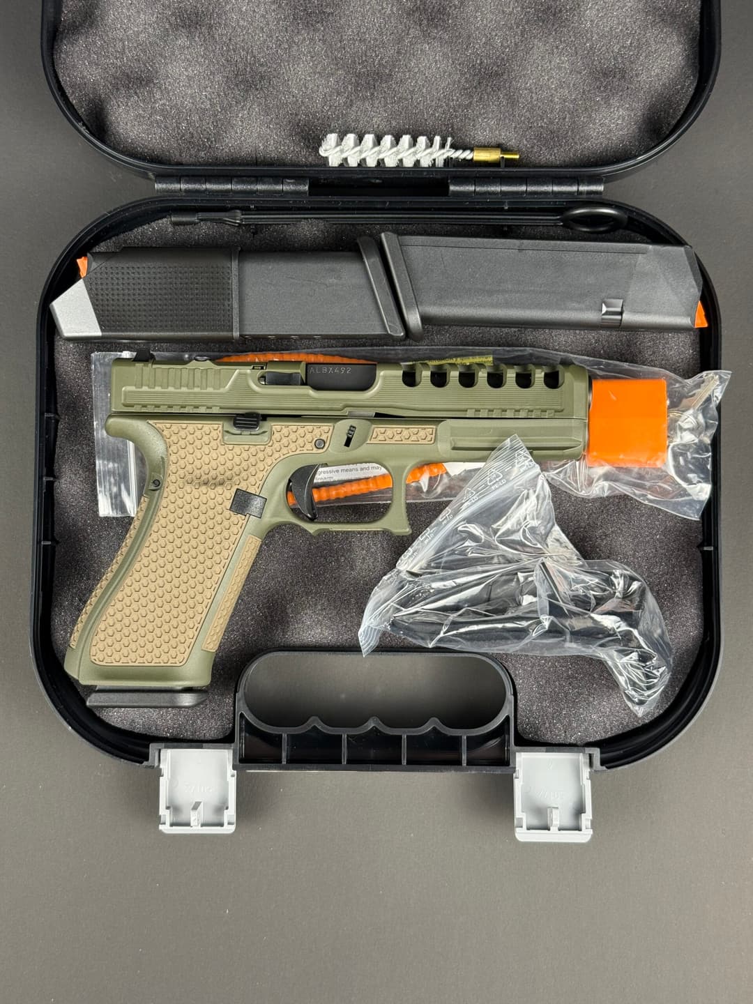Glock G17 OD GREEN/FDE - Weapon DNA